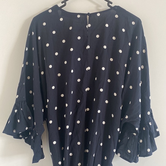 DECJUBA | Dresses | New Decjuba Size 8 Freda Ruffle Sleeve Dress Navy ...